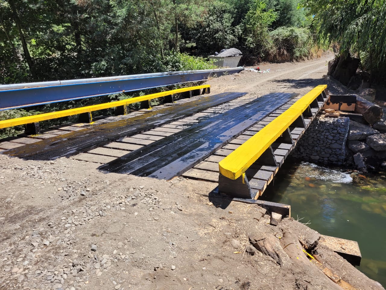 Puente Santa Rosa: Construido con esfuerzos de la comunidad y el ...